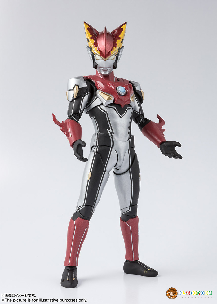 Bandai - S.H.Figuarts - Ultraman - Ultraman Rosso Flame