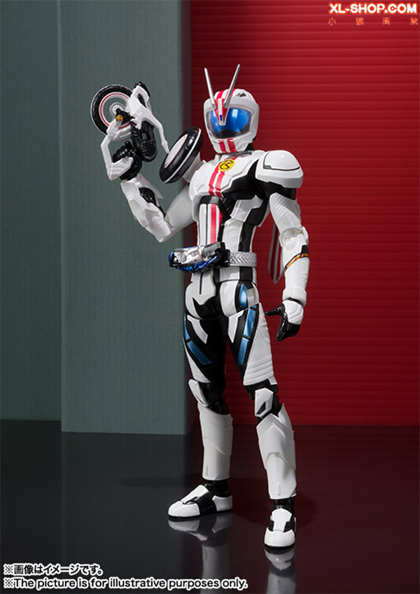 Bandai - S.H.Figuarts - Kamen Rider - Kamen Rider Mach [Japan Ver.]