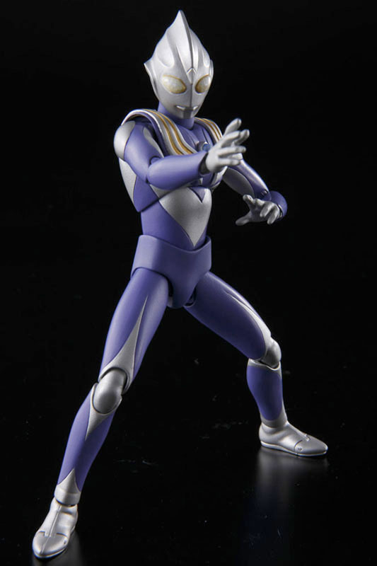 Bandai - ULTRA-ACT - Ultraman Tiga Sky Type