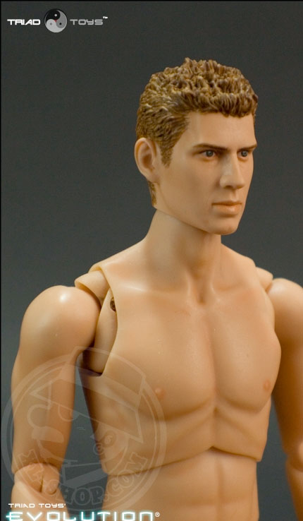 Triad Toys -1/6 - Evolution (EVO)- Caucasian Body